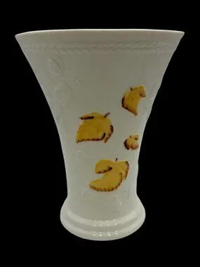 Belleek Ireland | Accents | Vtg Belleek Ireland Parian China Vase Grape ...